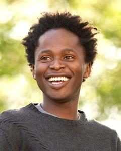 Muito Longe De Casa Ishmael Beah Os Livros